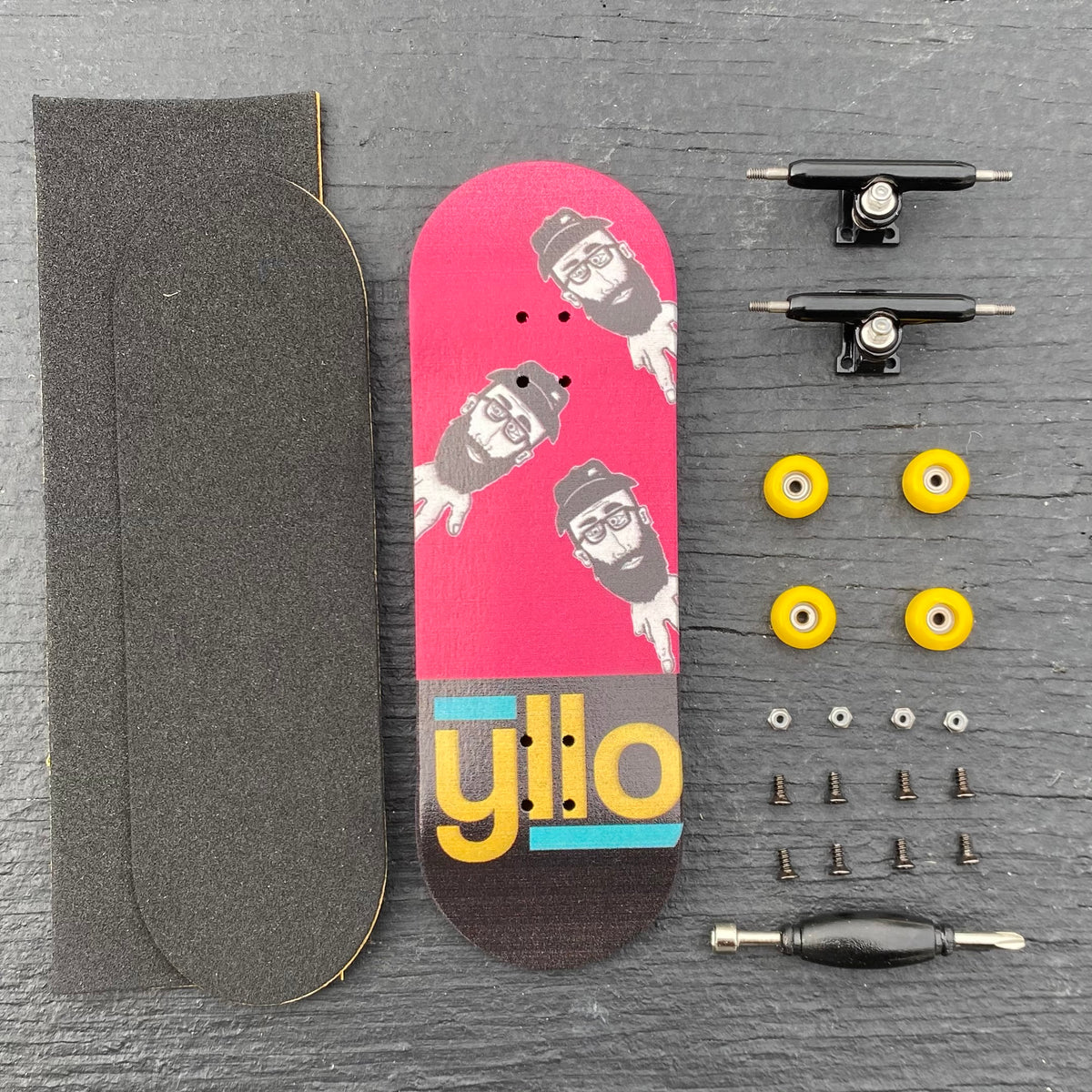 "WhytMyk" Colab Yllo Fingerboard – Yllo Active
